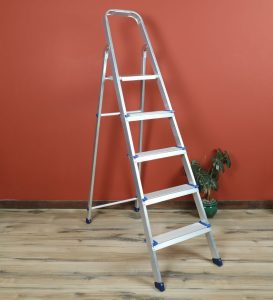 Aluminium Step Ladders - Alutech